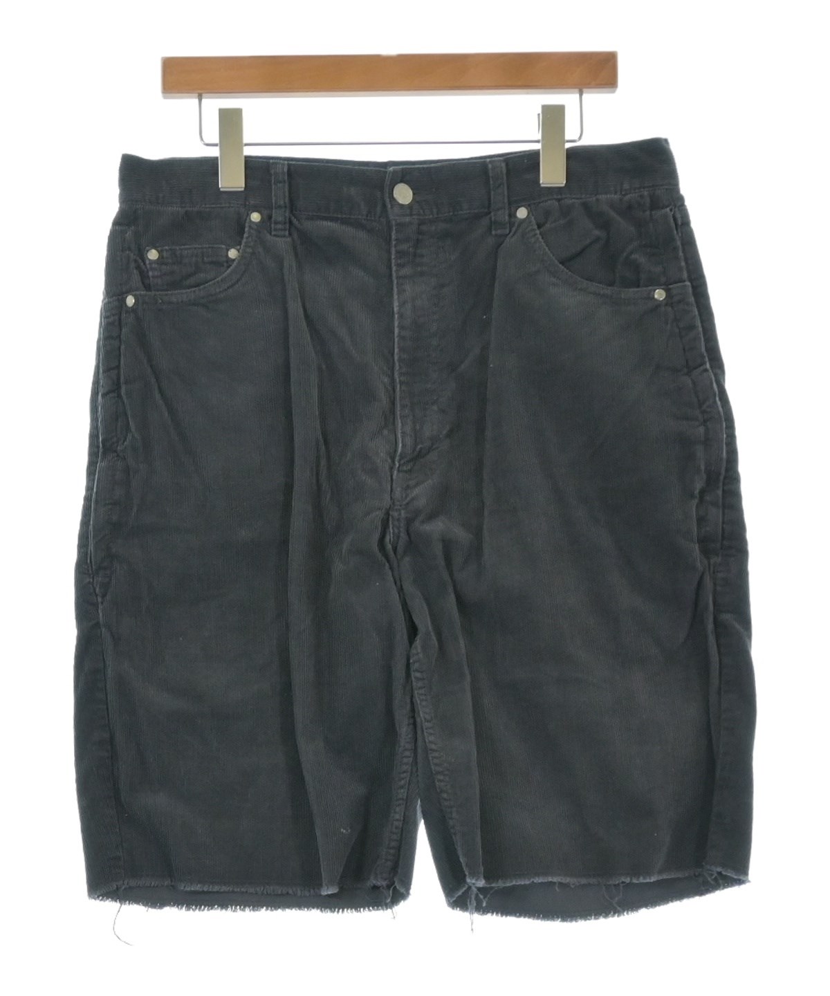 SSZ（エスエスズィー）ショートパンツ グレー サイズ:M メンズ/2200580847301 |【公式】ブランド古着・中古通販はRAGTAG ...