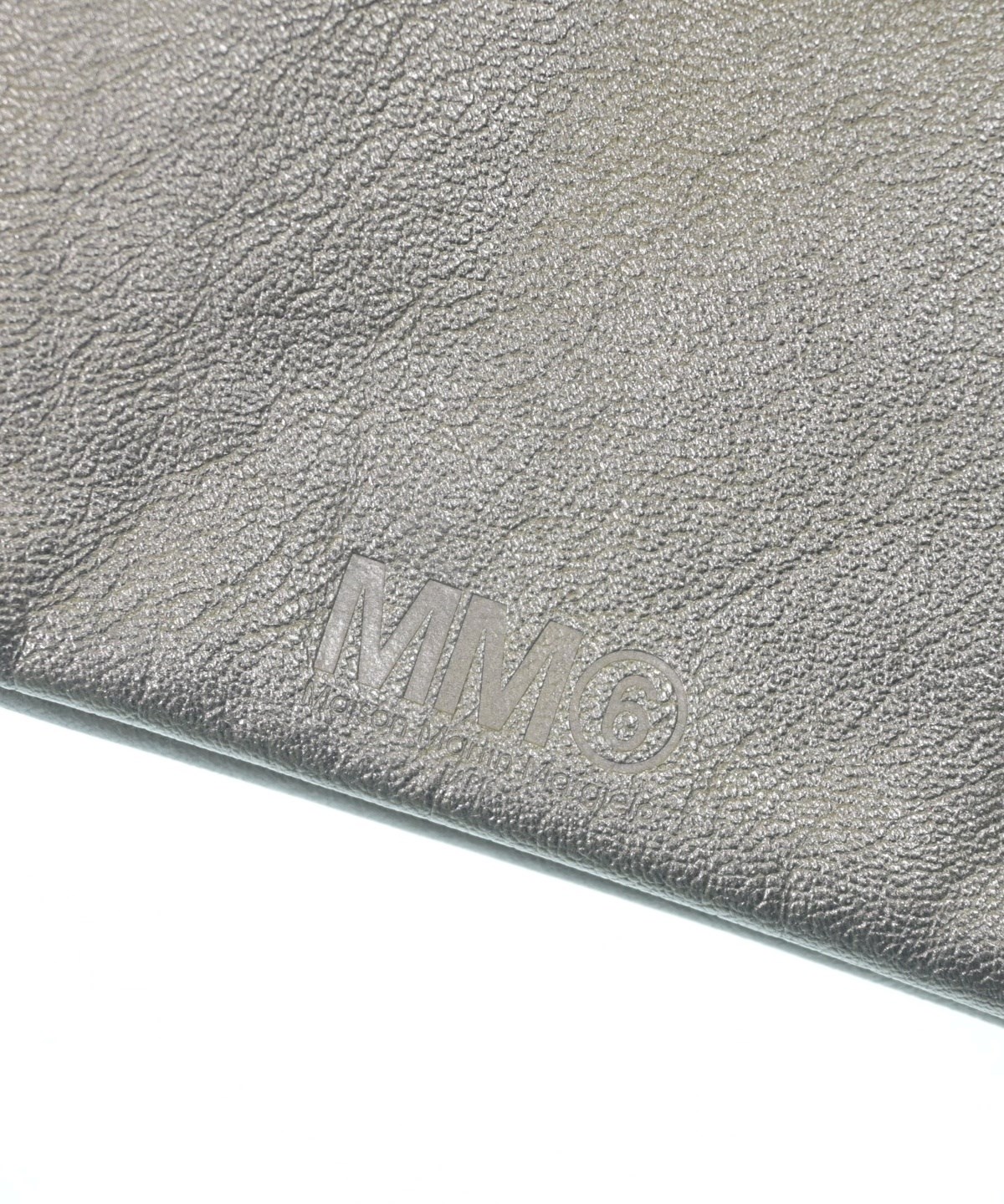 MM6（エムエムシックス）クラッチバッグ カーキ サイズ:- レディース/2200570300045 |【公式】ブランド古着・中古通販はRAGTAG（ラグタグ）