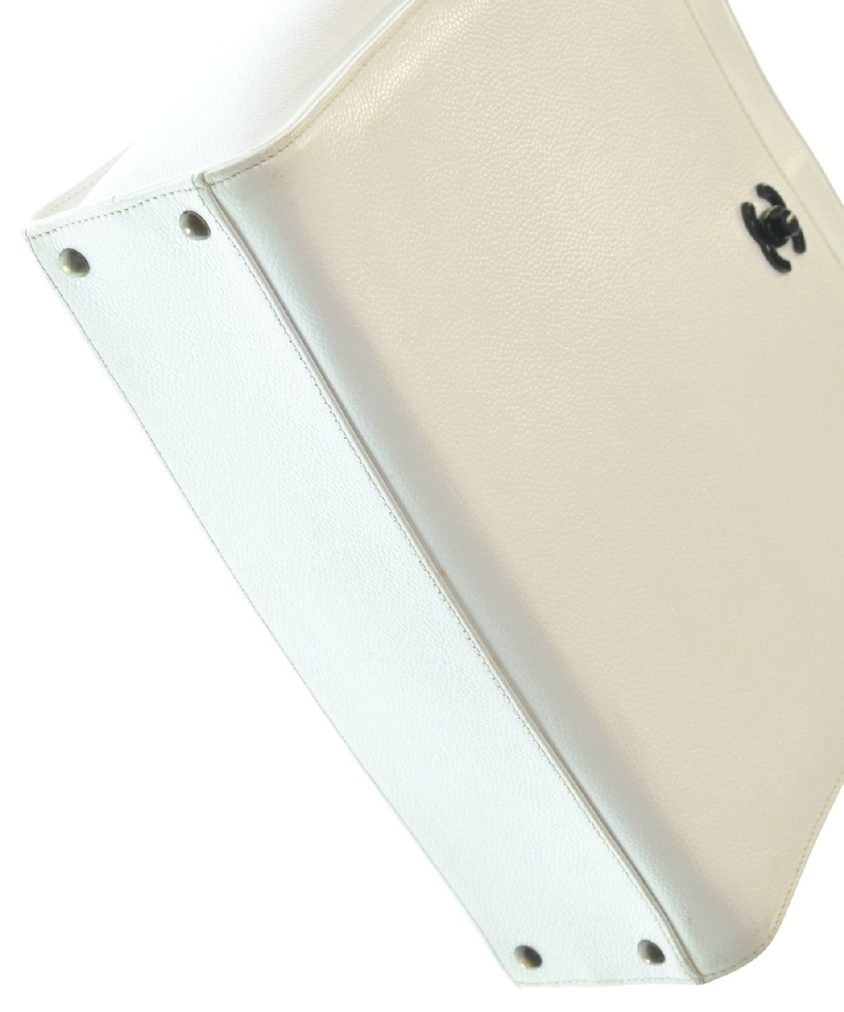 CHANEL（シャネル）トートバッグ 白 サイズ:- レディース |【公式】ブランド古着・中古通販はRAGTAG（ラグタグ）